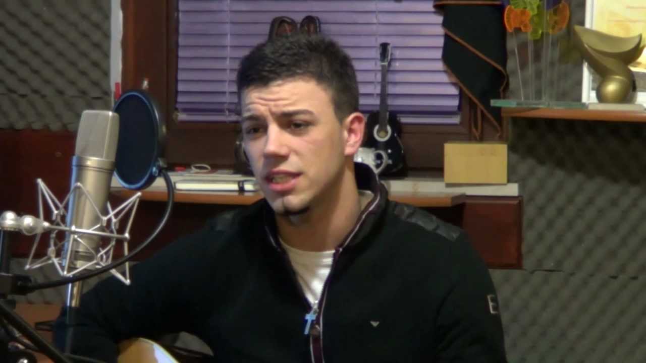 Lionel Richie - Hello (Mateo acoustic cover) - YouTube