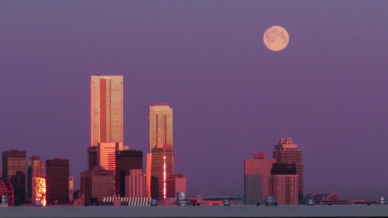 Morning Moon Set Downtown Edmonton March 9,2020 - YouTube