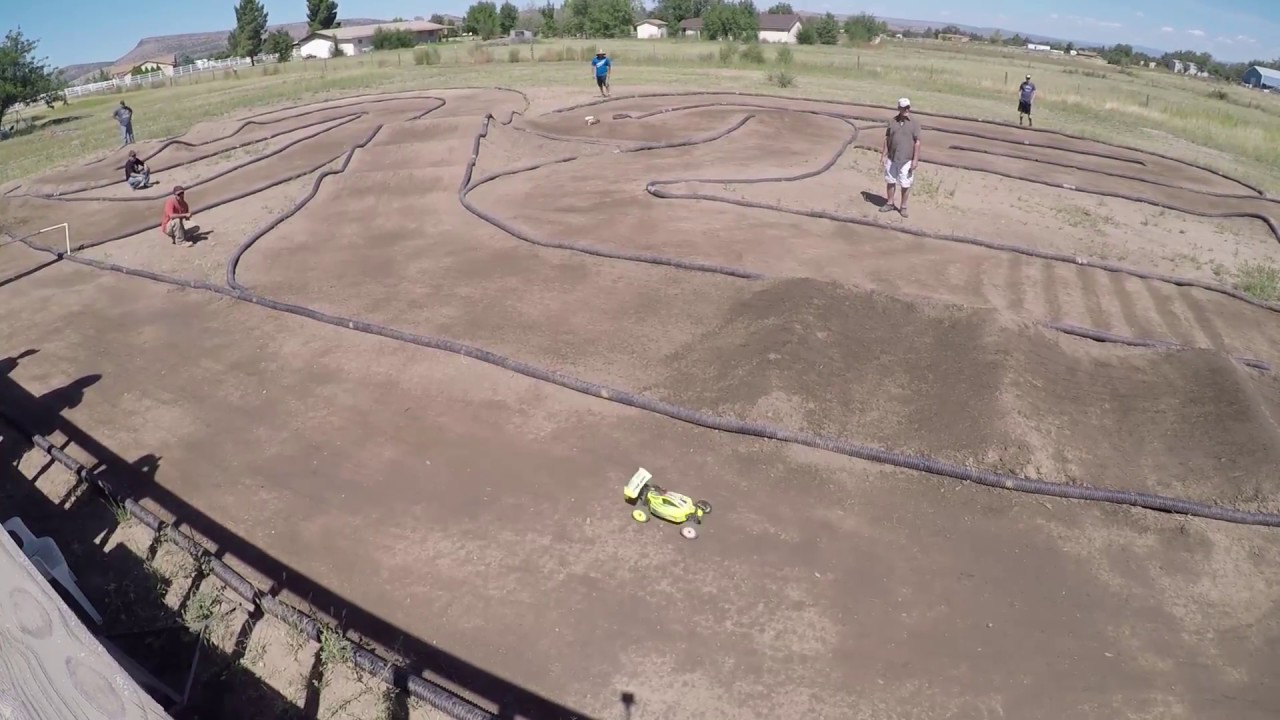 Race 9/16/17 electric 8 scale 4wd buggy heat 1 wide view CV RC raceway ...