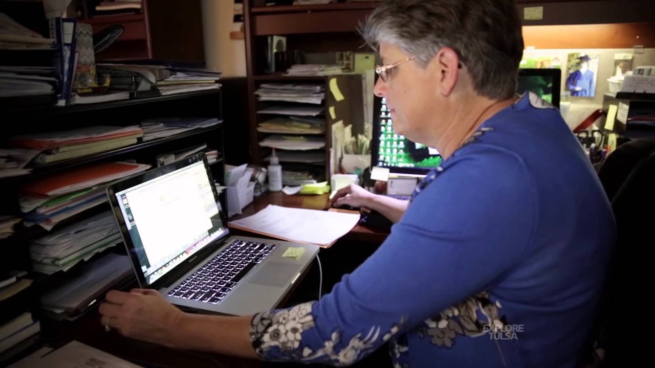 Charlie and Susan Biggs of The Tulsa Beacon - YouTube