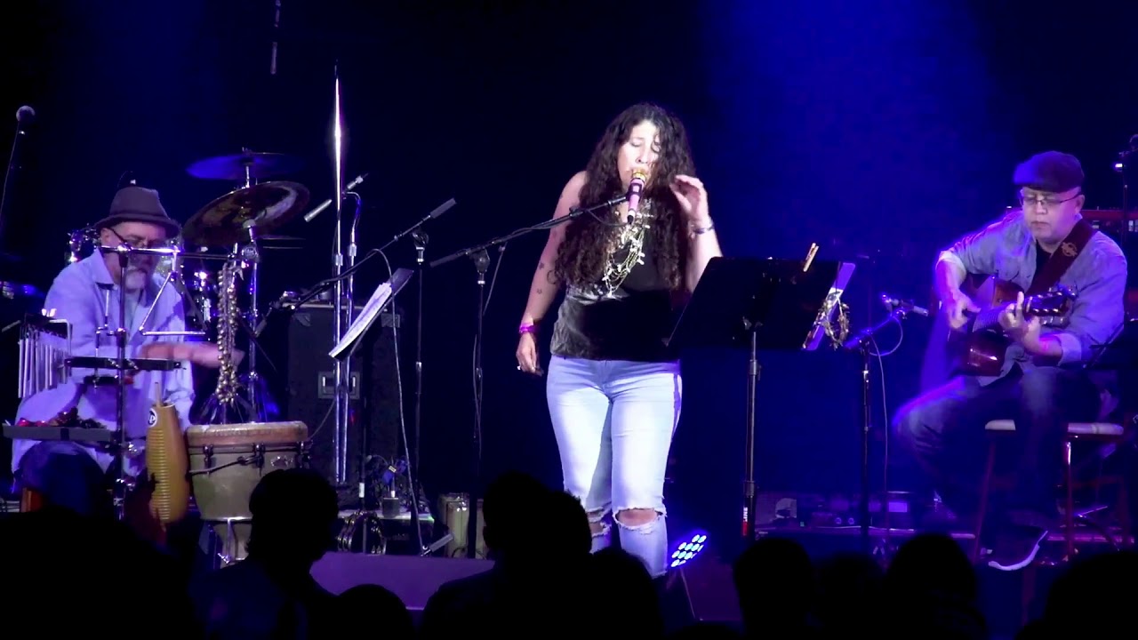 Elsa Riveros - at State Theater - Oceano - YouTube