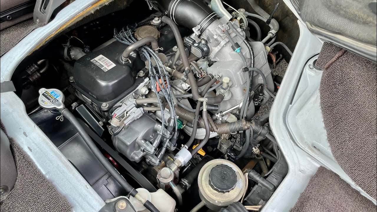 1997 TOYOTA HIACE SUPER CUSTOM LIVING SALOON RZH101 - PETROL - JDM ...