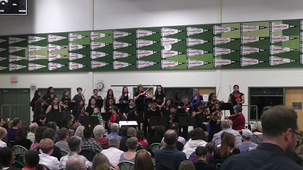Ecole Seven Oaks Middle School - Incredibows - Year-end concert June ...
