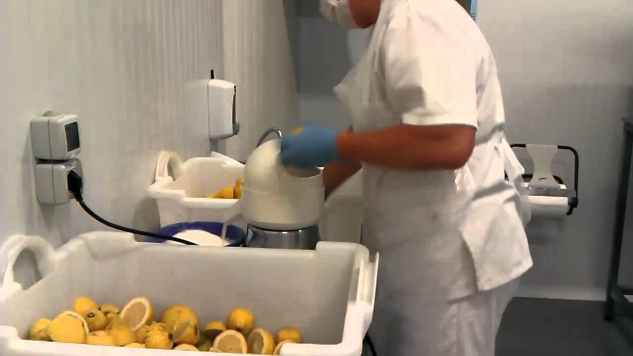 Fabrica zumo fresco,jus fruit frais, fresh juice. - YouTube