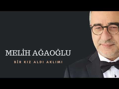 BİR KIZ ALDI AKLIMI - Melih Ağaoğlu (Lyric Video)