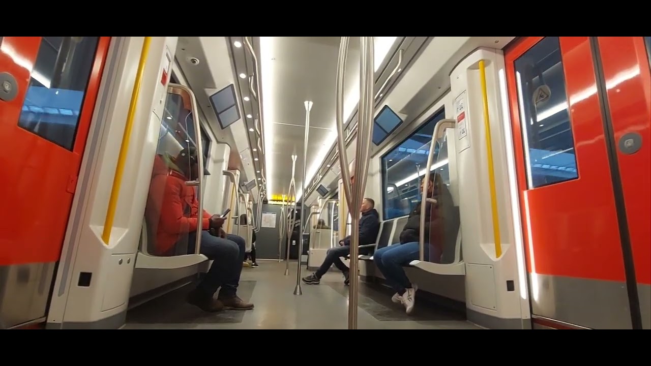 Metro 54 Gein Central Station Amsterdam 2025 - YouTube