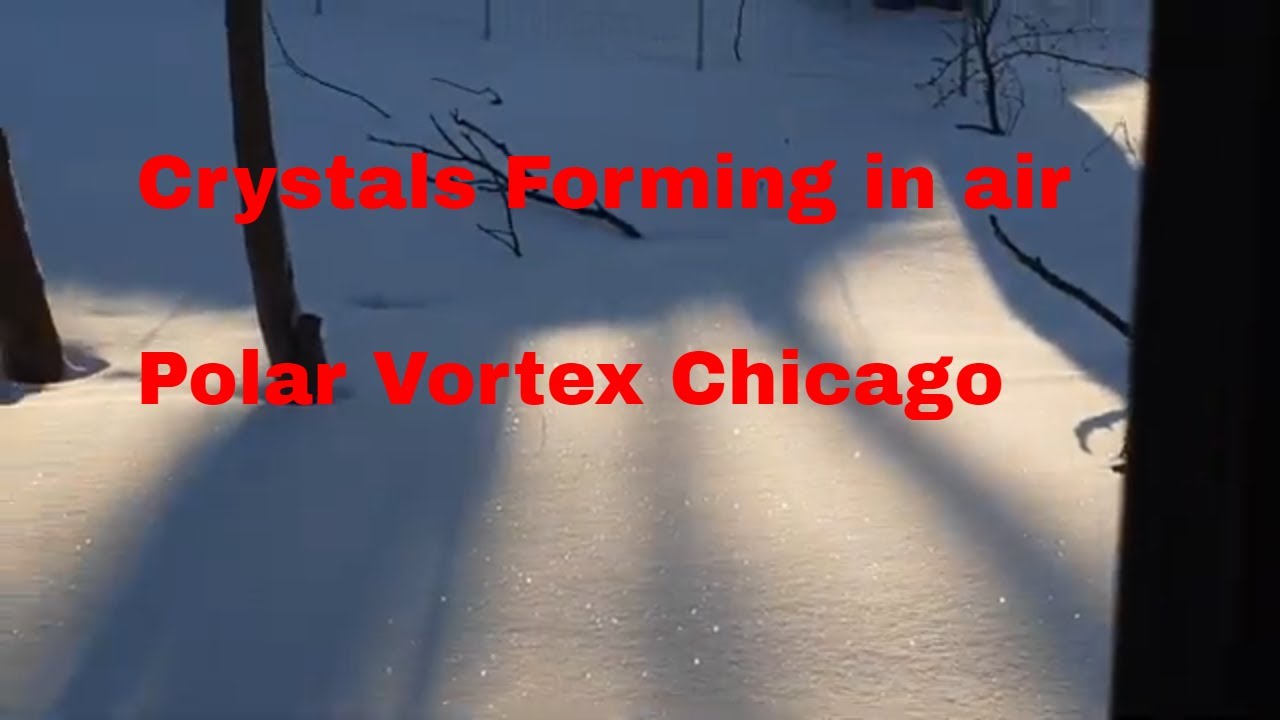 Ice Crystals look like Diamonds or Stars at Night - air and on Snow ...