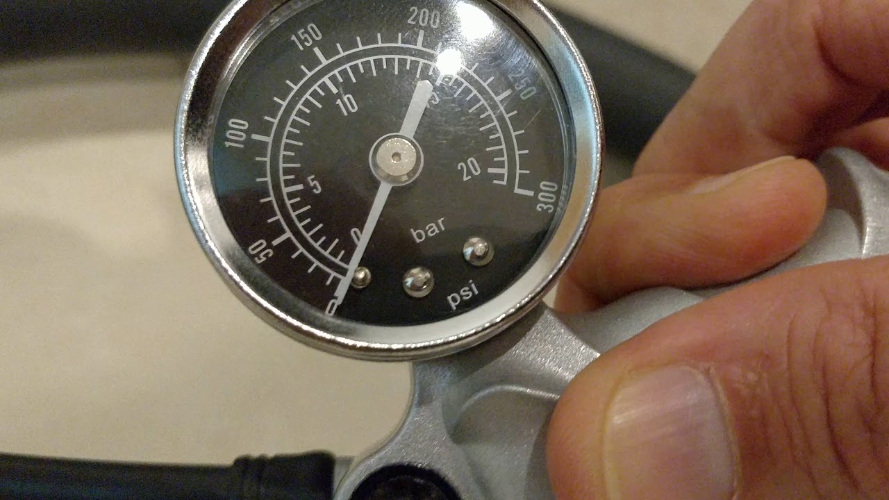 Pressure gauge on air pump doesn't work - YouTube