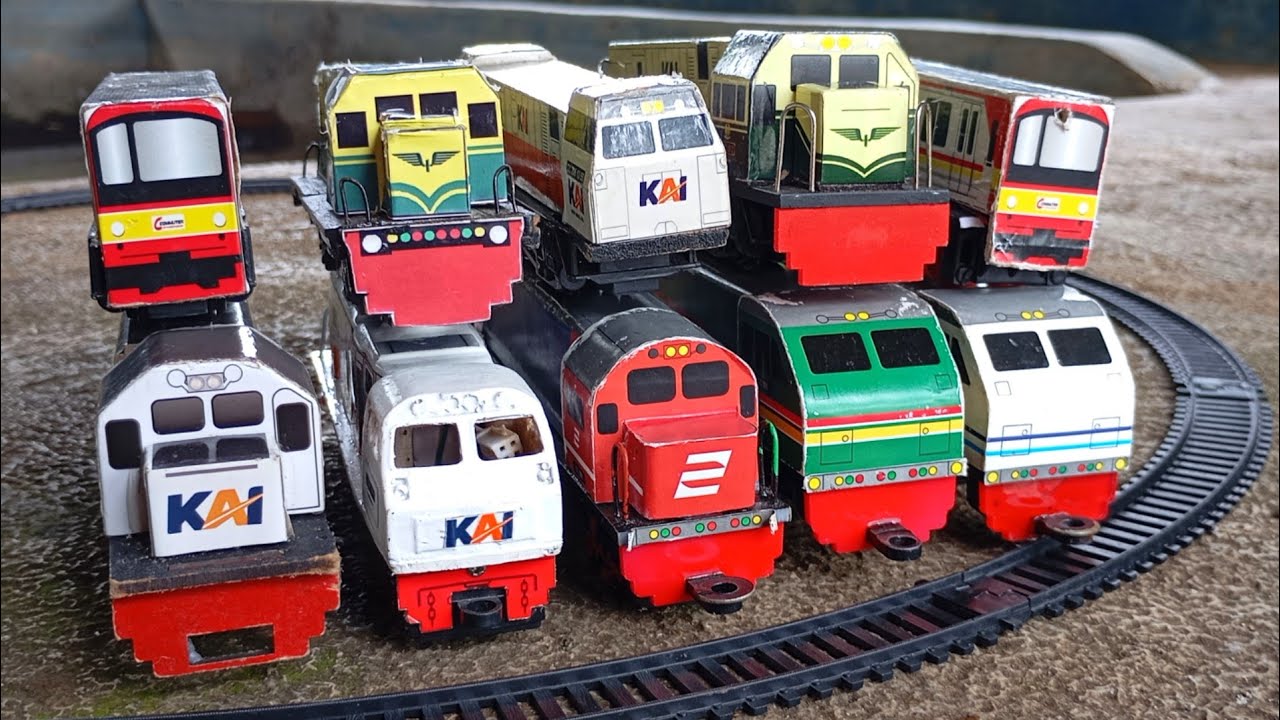 Menemukan mainan kereta api cc201,kereta api pt tel,kereta api vintage ...