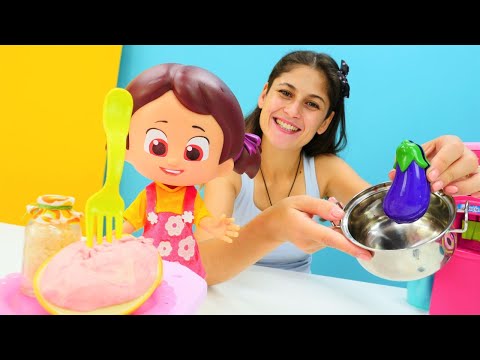 Niloya izle! Ayşe Niloya için sağlıklı yemekler - patlıcan dolması yapıyor - Çocuk videoları
