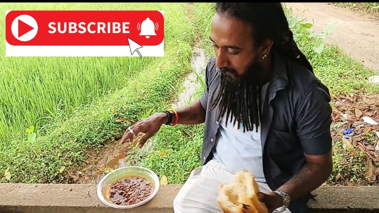 පාන් එක්ක වැලි බොකු අම්මෝ රස 😋☺️🍽️🐓Chicken Weli Boku with bread is ...