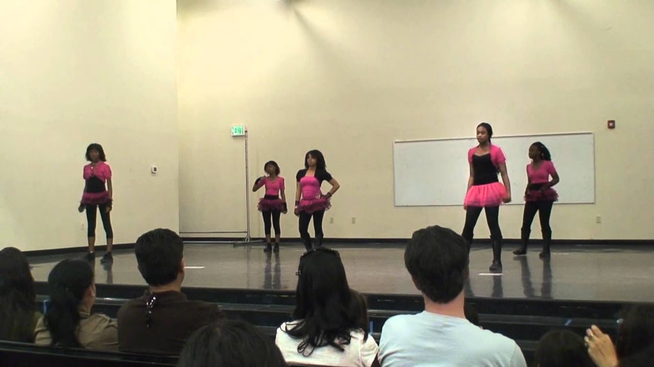 Anessa Glenn Dancing @ The Trailside Point Elementary Talent Show 2011 - YouTube