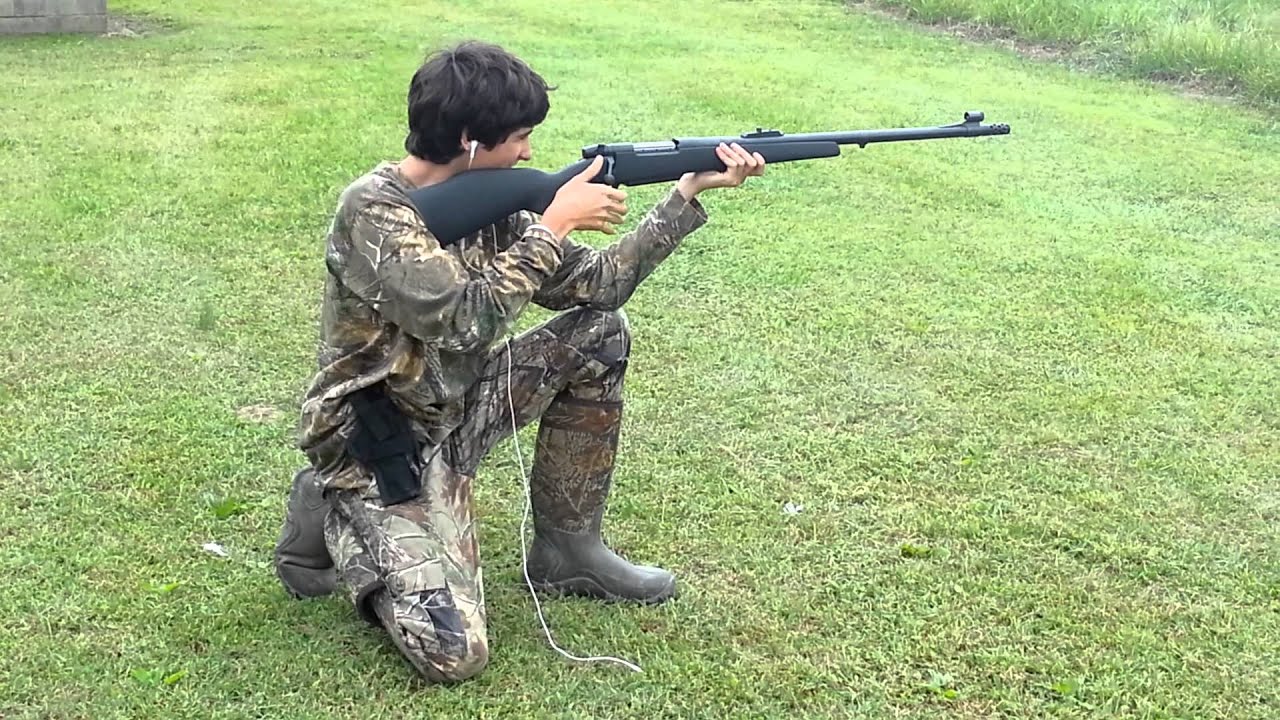 Kid shoots 460 weatherby magnum elephant gun - YouTube