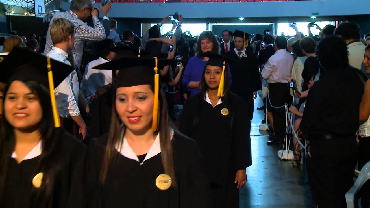 II Graduación 2015 - Entrada de graduandos - YouTube