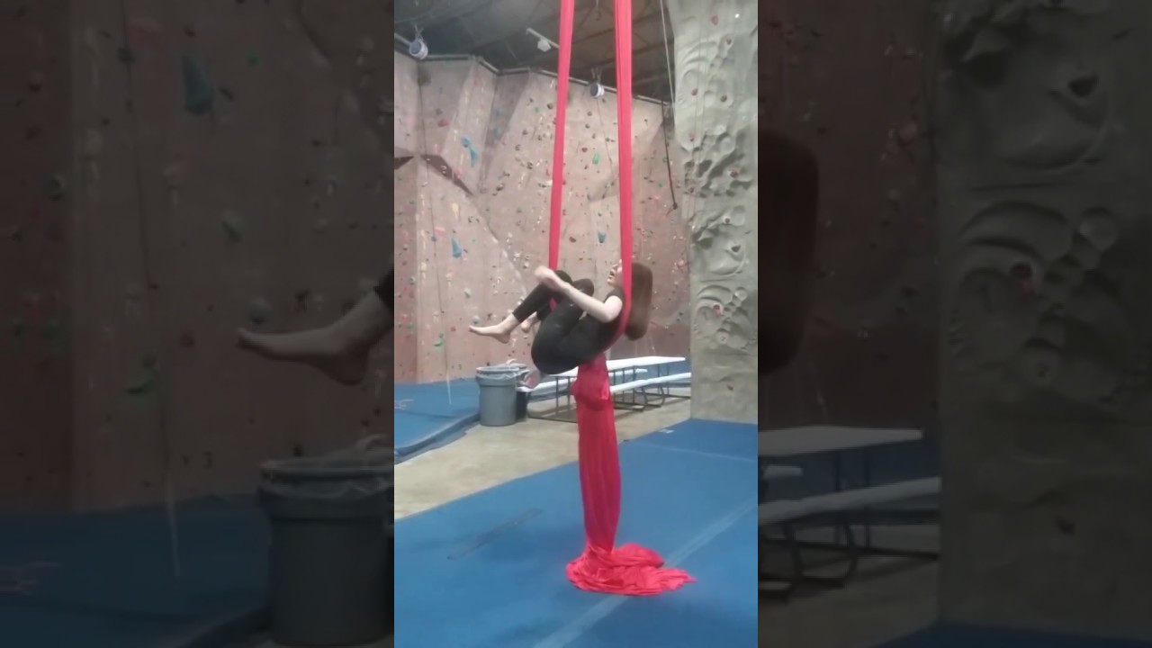 Back straddle transition to sleeper - YouTube