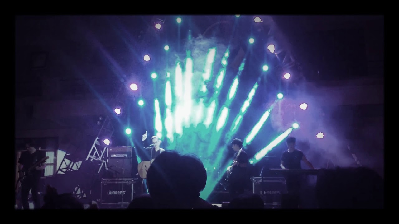 Mascara - Chillies [ Hành Tinh Giấy Concert ] - YouTube