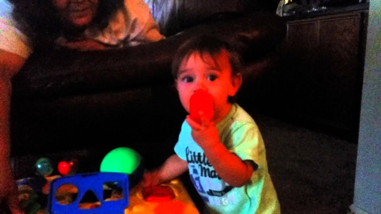 The dog says.."arf, arf, arf" - YouTube