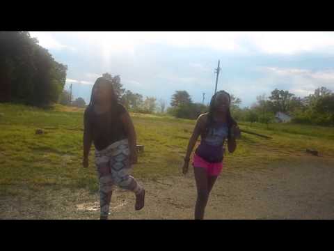 She twerk