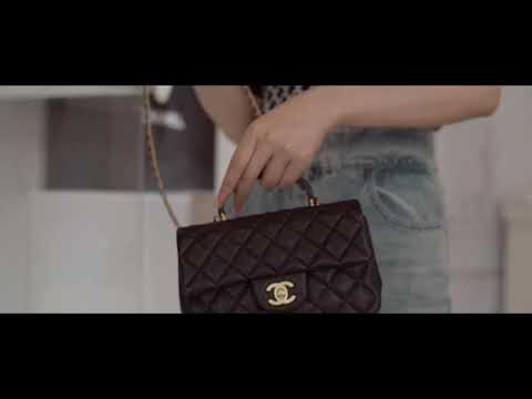 MODEL SHOW: CHANEL MINI TOP HANDLE RECTANGULAR FLAP BAG AS2431 B05607 94305