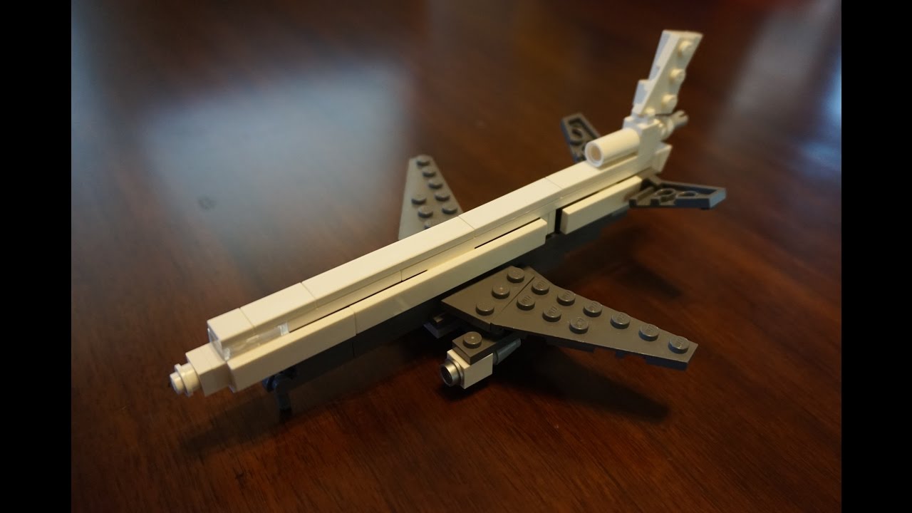 Lego DC-10 How-To Build w/ Retracting Gear / Micro McDonnell Douglass ...
