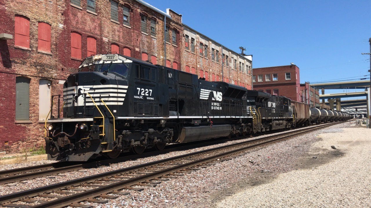 Chasing an NS SD80MAC Leading 581 and a CP SD60 Duo on 287 - YouTube