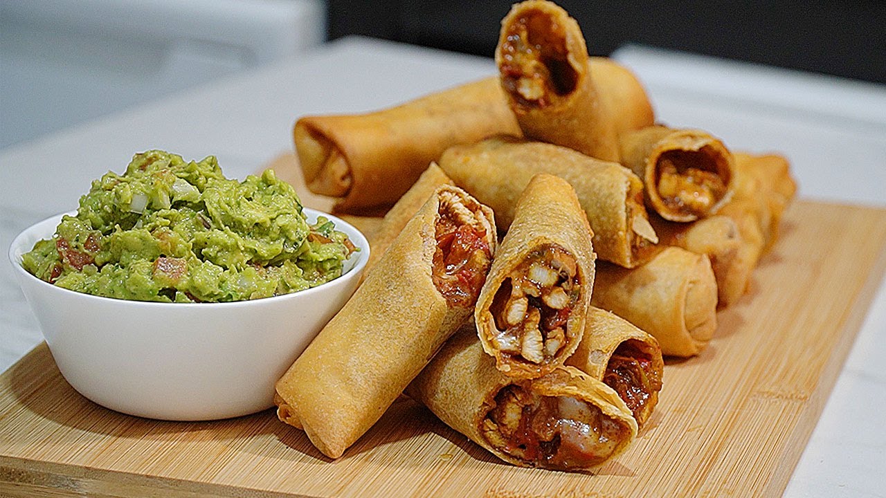 Mexican Chicken Fajita Spring Roll and Guacamole - YouTube