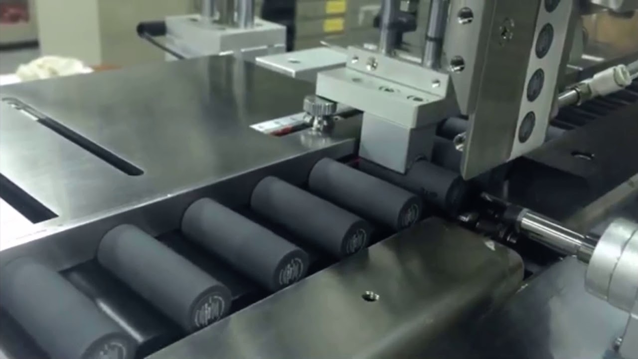 Marko-Tech Reciprocation Tamp Label Applicator - YouTube