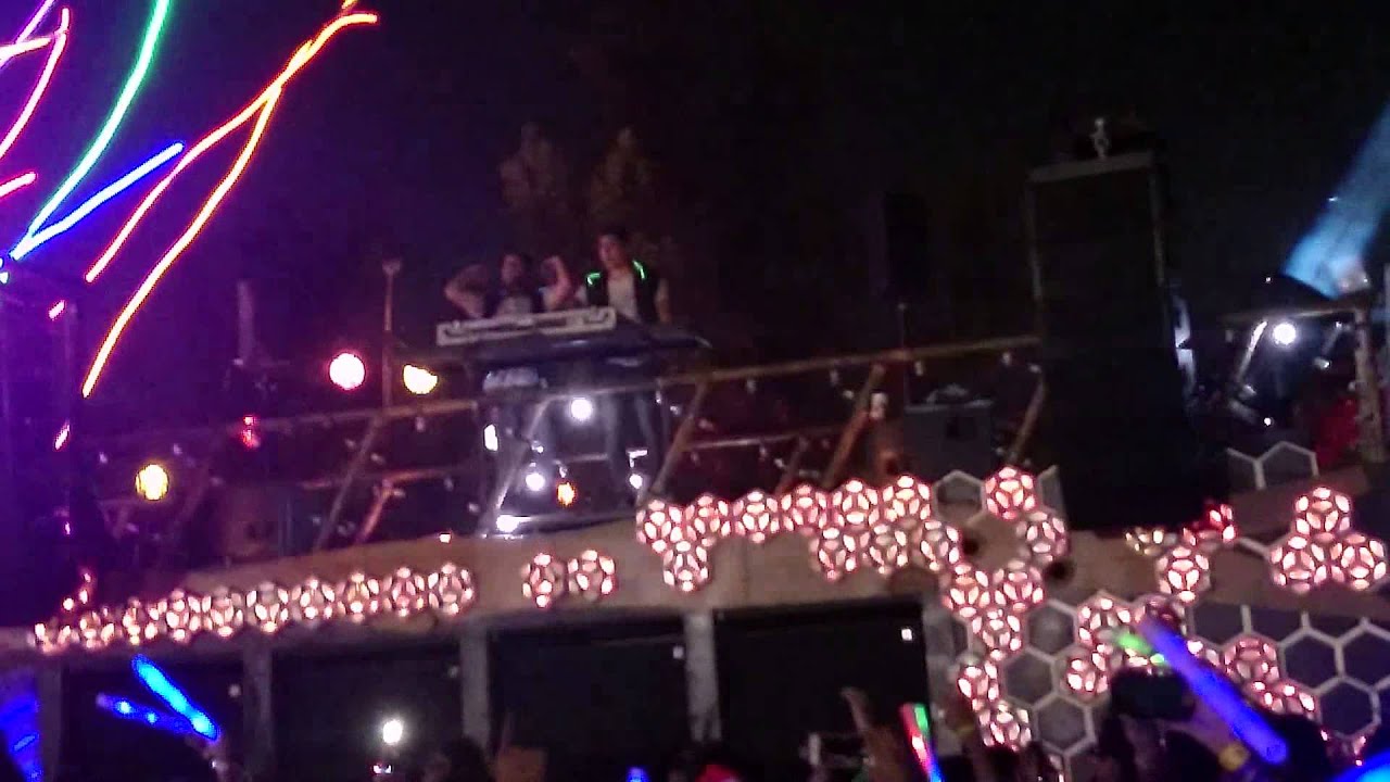 EDC - TOM & COLLINS - YouTube