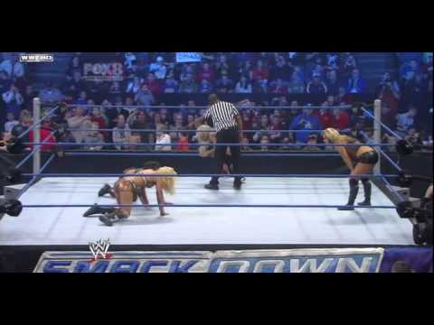 WWE Smackdown 01/28/11 Michelle McCool & Layla vs. Kaitlyn & Kelly ...