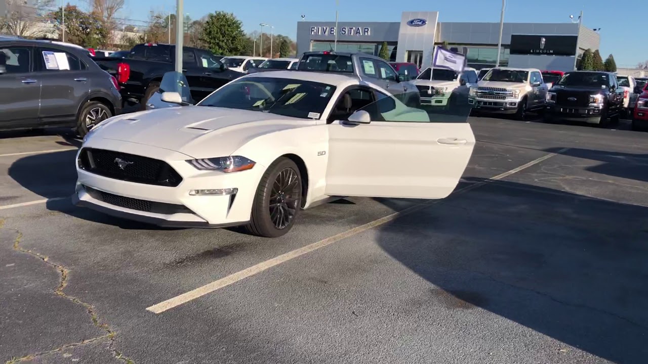 2019 GT white Mustang #fordmustang - YouTube