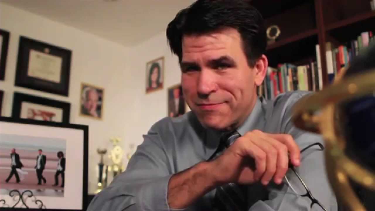 What Makes a Good News Story? - YouTube