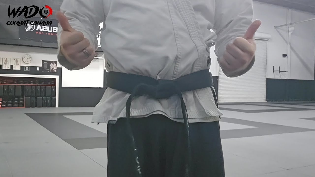 How to tie a Karate Belt - YouTube