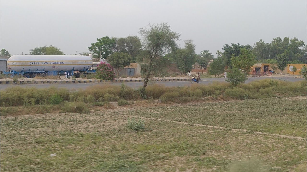 5UP Green Line || Way to Lahore || Pakistan railway || KHI To LHR - YouTube