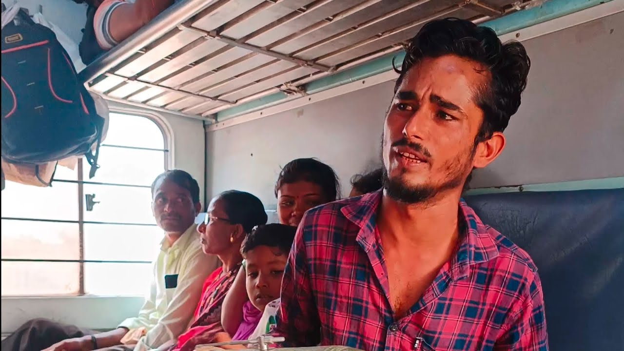 Train Singers | tum to tehre paradesi #feelingstatus #trainsinger - YouTube