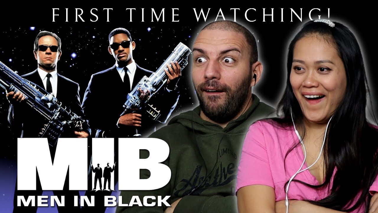 Men in Black (1997) First Time Watching [Movie Reaction] - YouTube