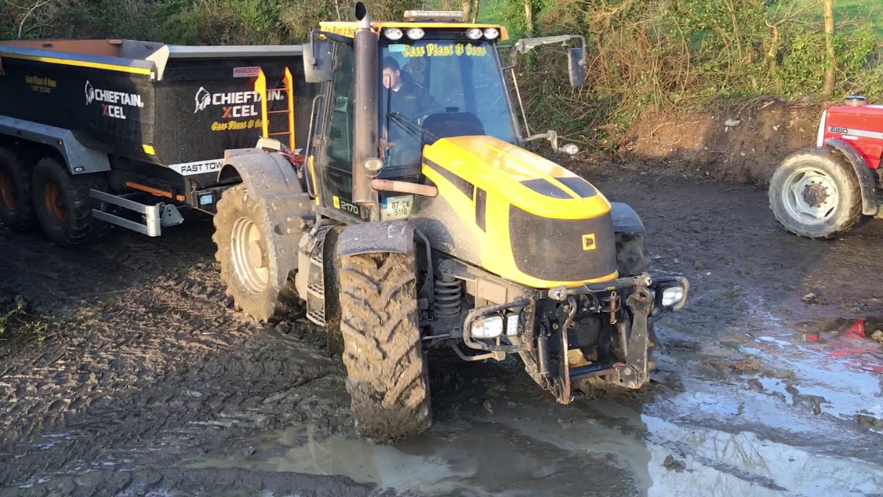 JCB Fastrac 2170 4 WS and Chieftan dump trailer at Kilmainhamwood - YouTube