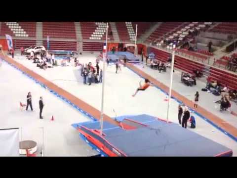 kevin menaldo 5m54 - YouTube