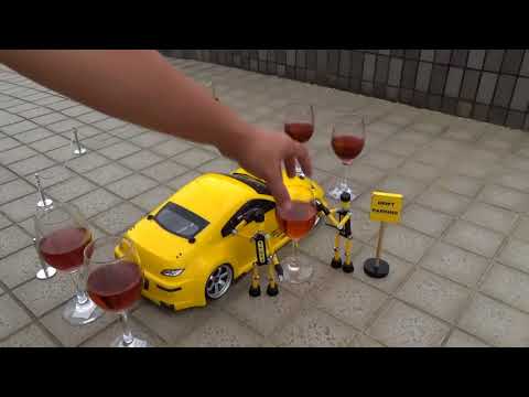 BUNU SÜREN ADAM TAM BİR USTA/Oyuncak Araba ile Drift