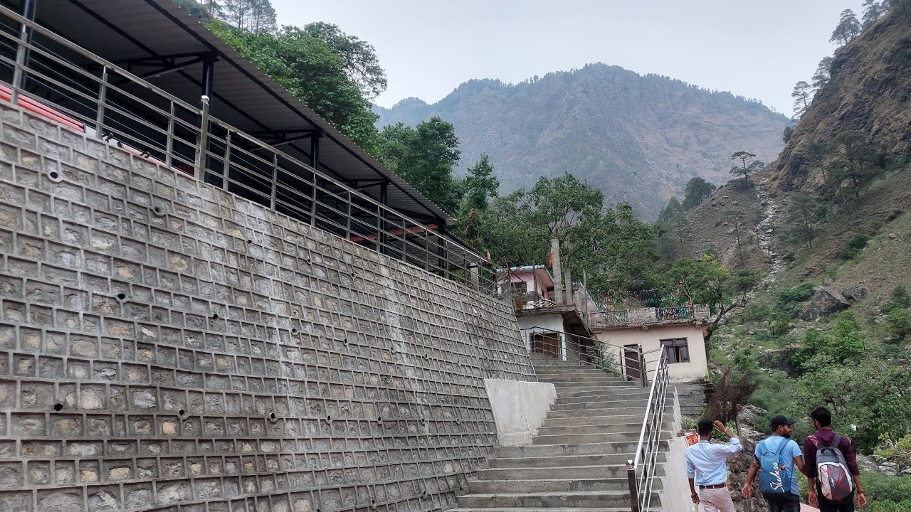 Devi Pindi Mata Mandir|Vaishno devi yatra|part 3 - YouTube