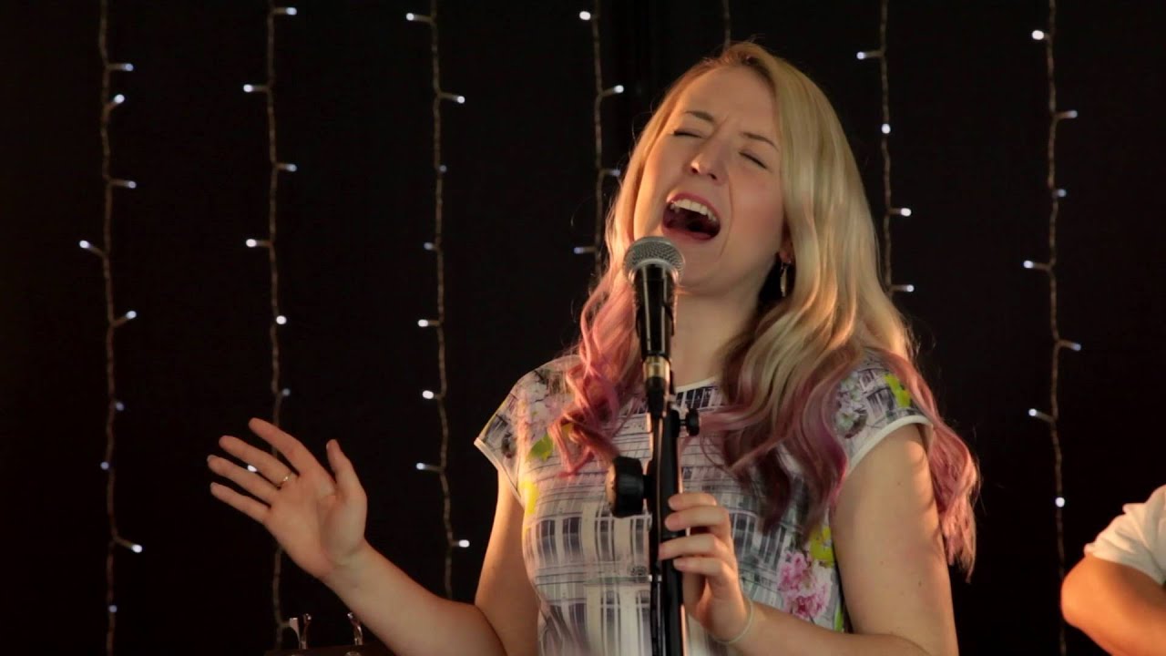 AKA Charlotte Churchman Performing Valerie - YouTube
