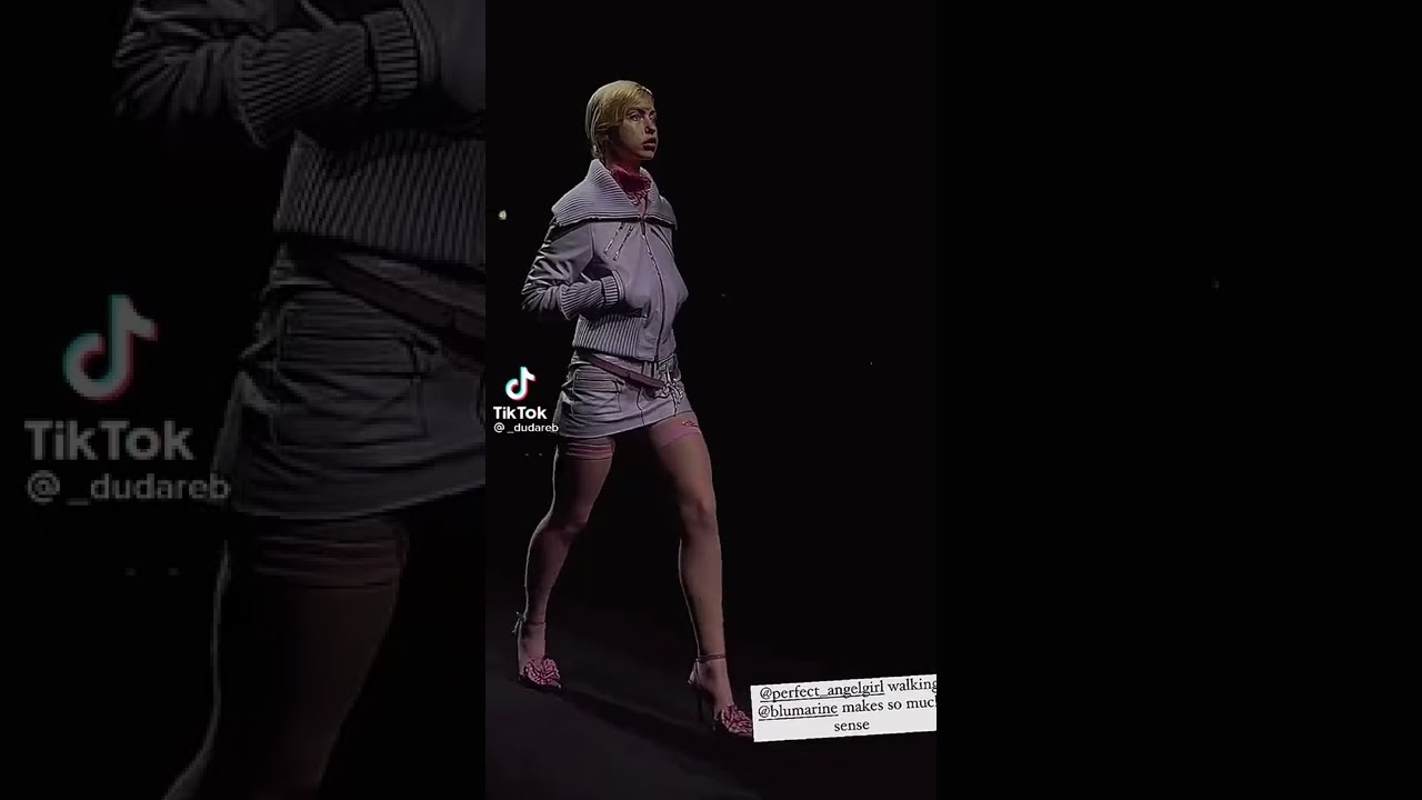 Chloe Cherry for Blumarine FW22 EUPHORIA #chloecherry #blumarine #fw22 ...