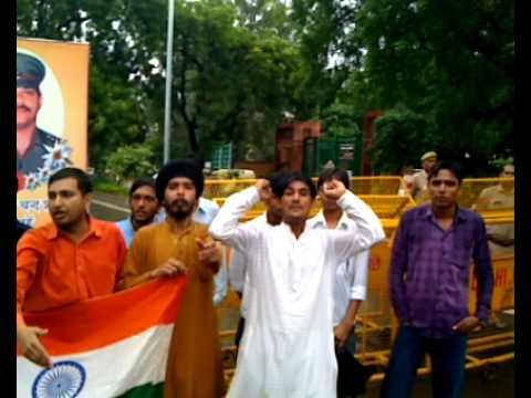Batla House - Mohan Chandra Sharma Procession - YouTube
