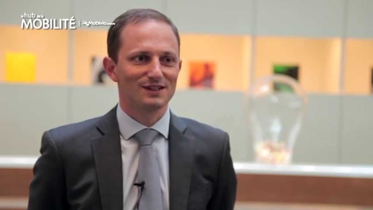 Interview de Mathieu Sébastien, partner chez Roland Berger - YouTube