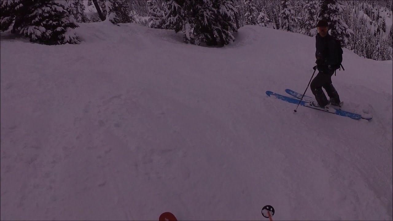 Skiing Fresh Snow During Spring Break at Alpental - YouTube