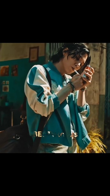 Jungkook VS Suga Smoking😈Style Shot🔥#bts#shorts#suga#jungkook - YouTube