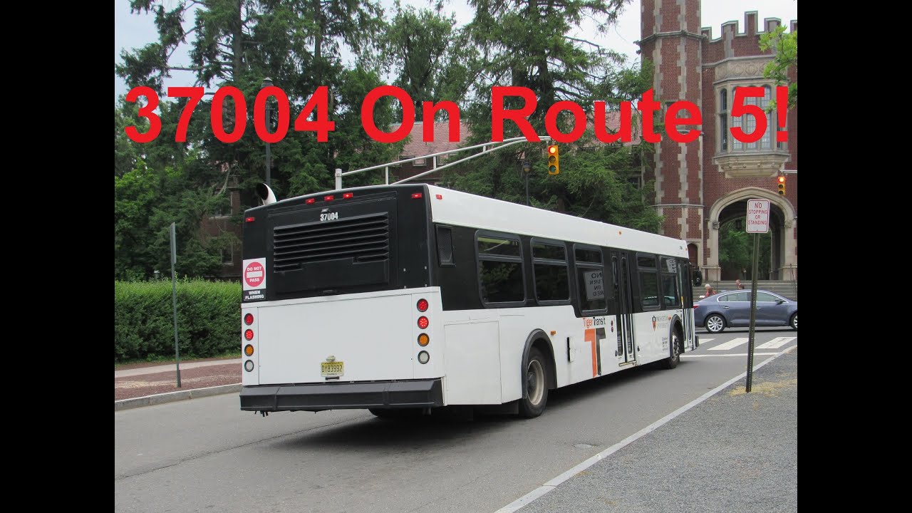 NeoplanDude | Tiger Transit 1995 New Flyer D40LF #37004 On Route 5 ...