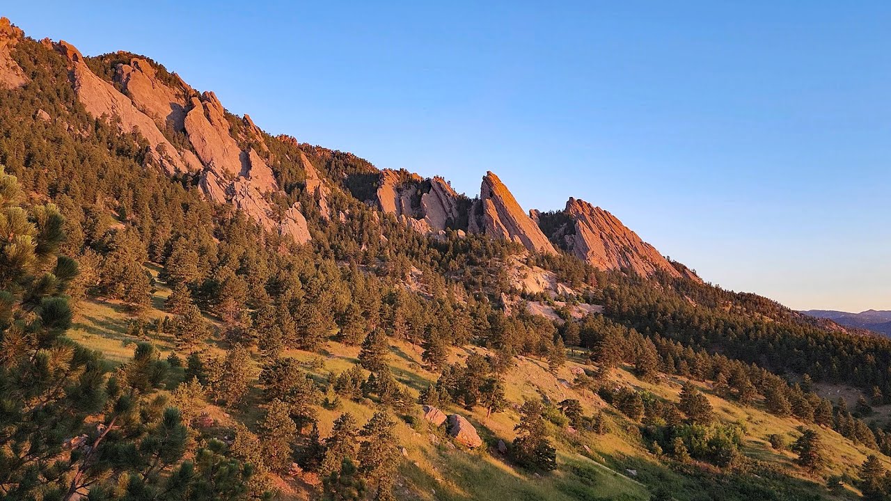 Flatirons Sunrise At NCAR Boulder Colorado 7/10/2022 - YouTube