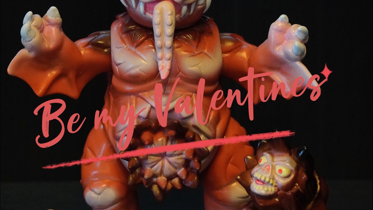 Paul Kaiju Mockbat: Sofubi Review - YouTube