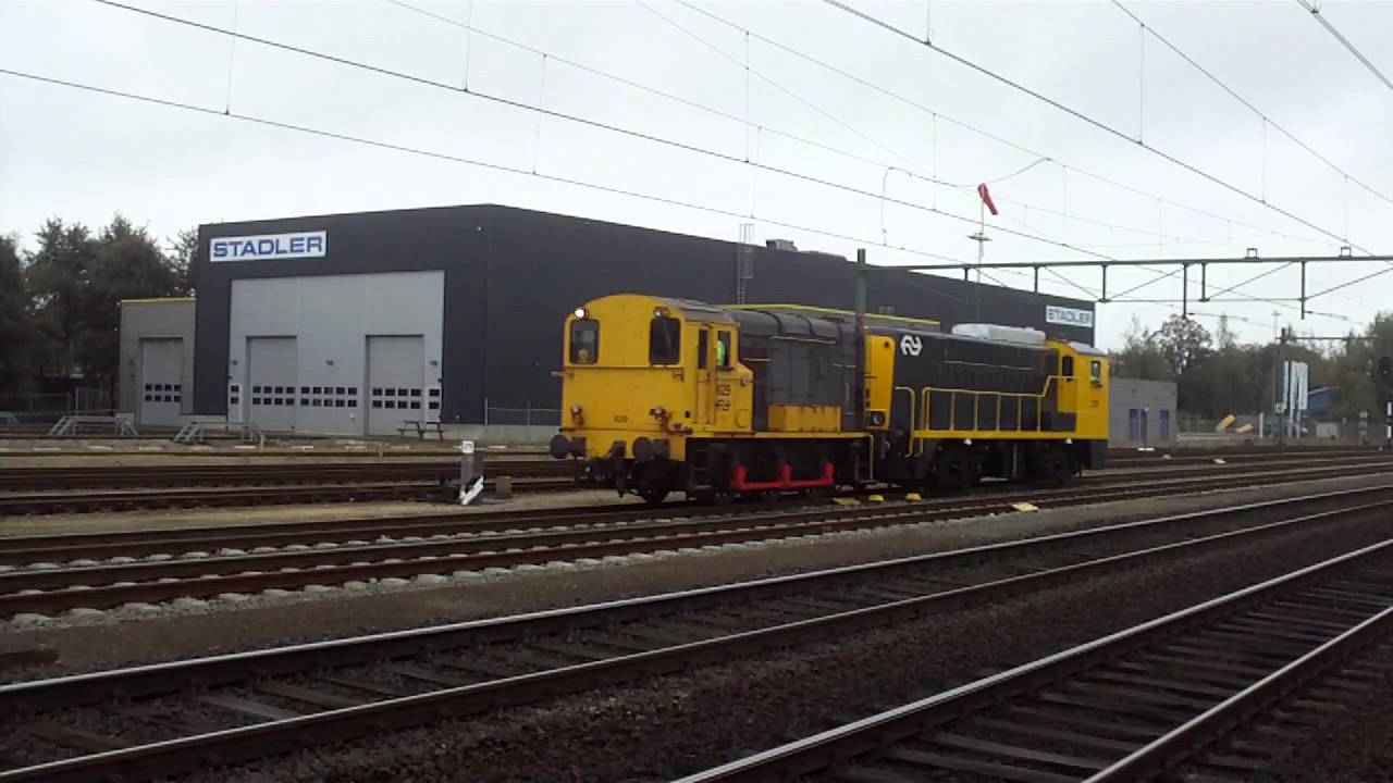 2 Oldtimer Diesel Locomotives Former NS dutch Railways,Class 600+2200 ...