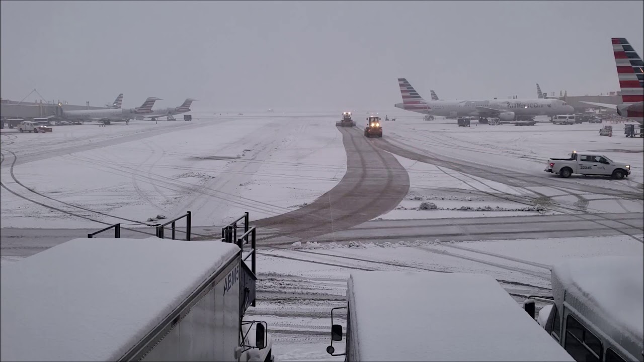 15 Minute Timelapse During Snow Shower at Washington Reagan National ...